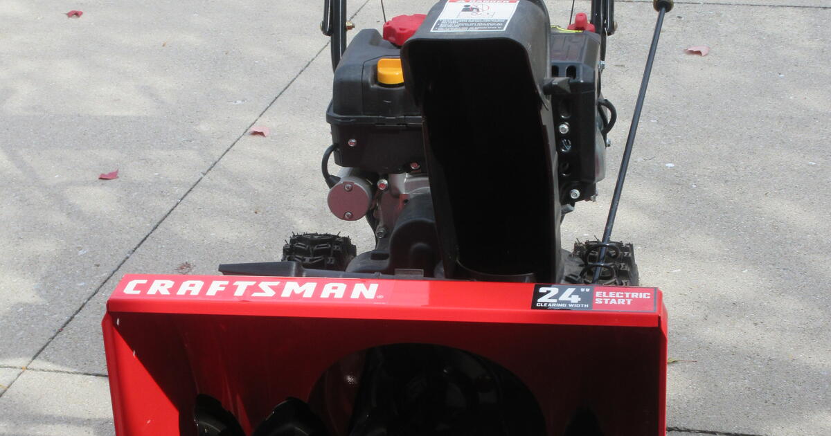 Craftsman Snow Blower (Non Running) for $200 in Hilliard, OH | For Sale ...