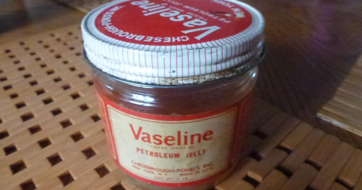 Vintage 1957 Vaseline Glass Jar - 1 lb. - Chesebrough-Ponds Inc. for ...
