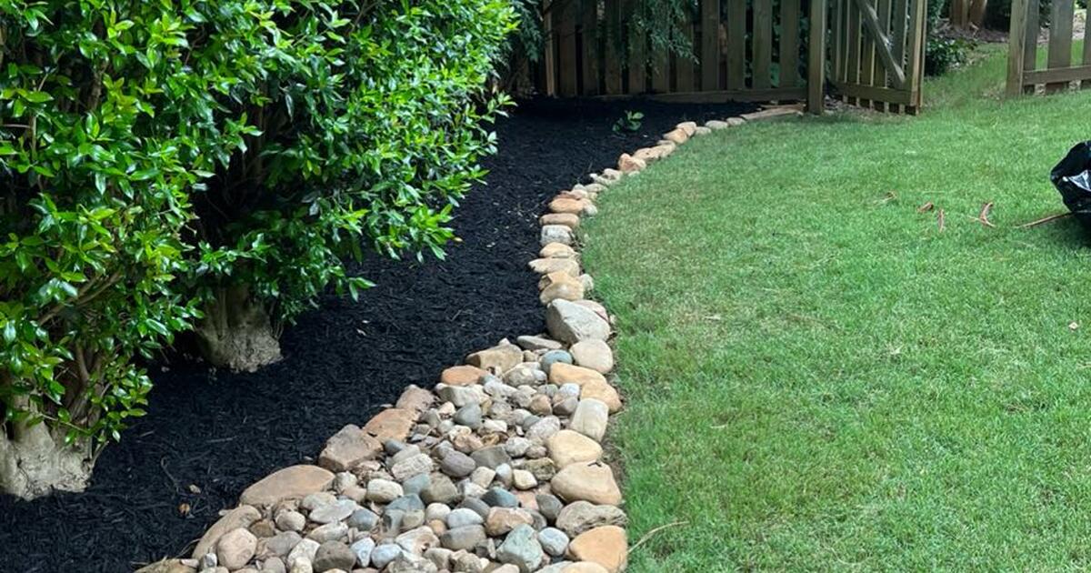 MULCH WITH RETAINING WALL WITH STONES in Norcross, GA | For Sale & Free ...