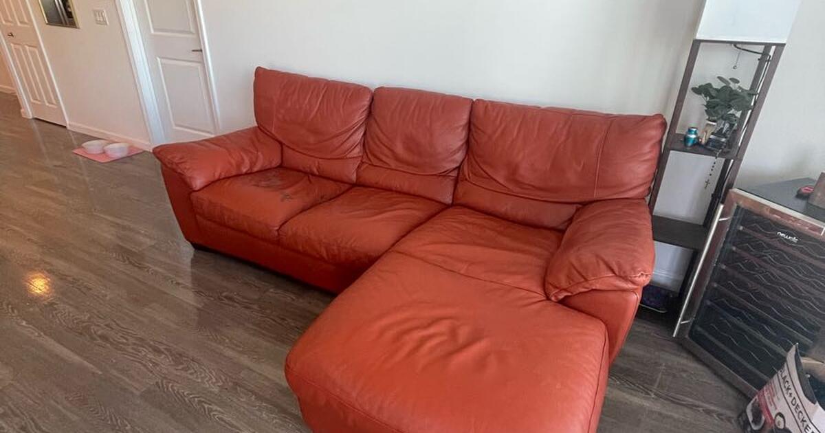 ***FREE*** Couch for Free in Tampa, FL | For Sale & Free — Nextdoor