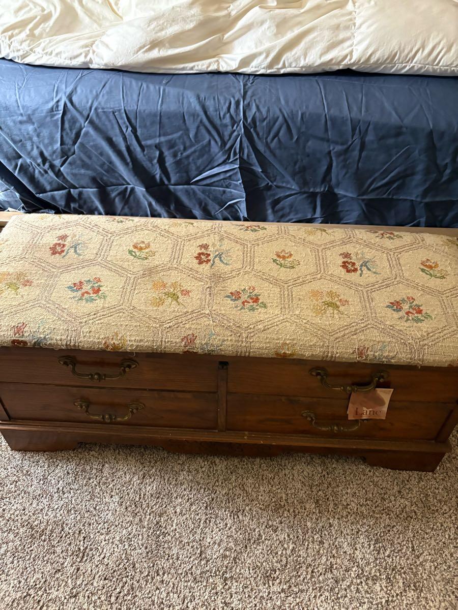 Lane Cedar Chest with Upholstered Top for $100 in Pioneer, CA | For ...