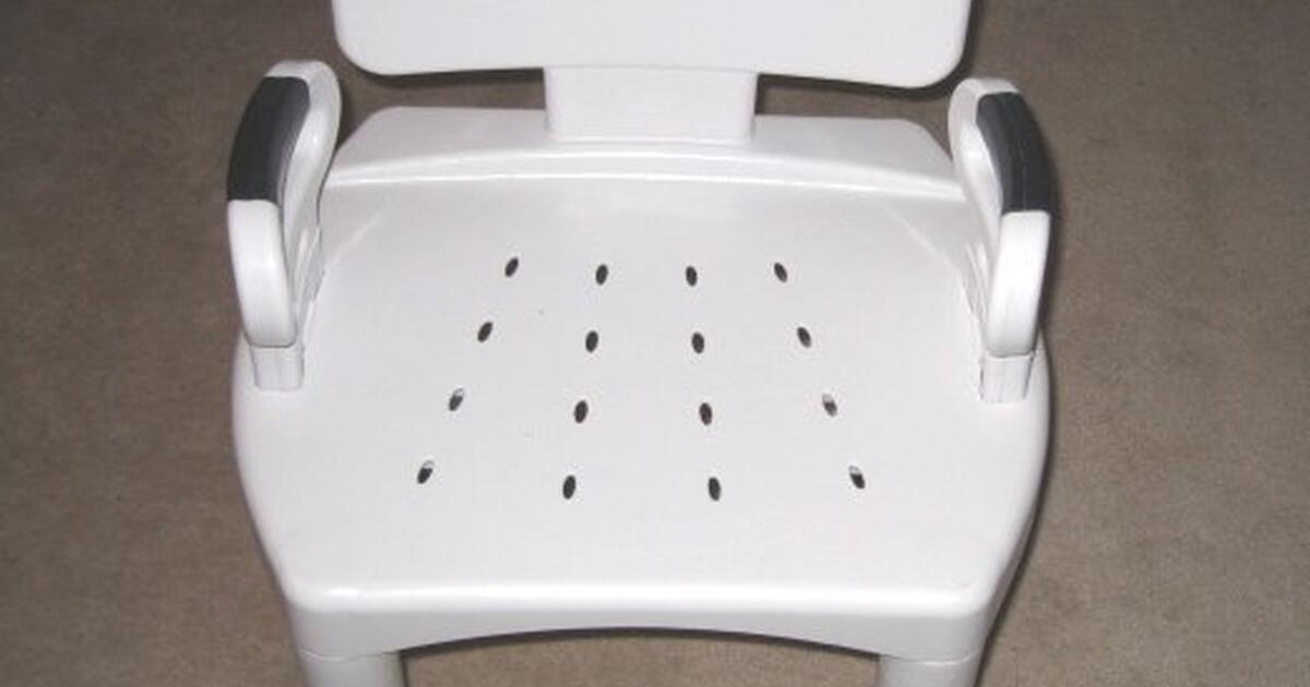 White Shower Chair for $30 in Ocala, FL | For Sale & Free — Nextdoor