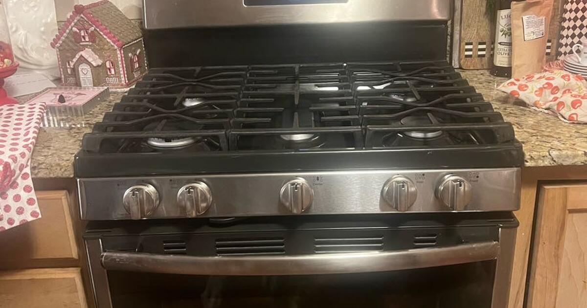 GE gas stove 30 inch wide for $375 in Canton, MI | For Sale & Free ...