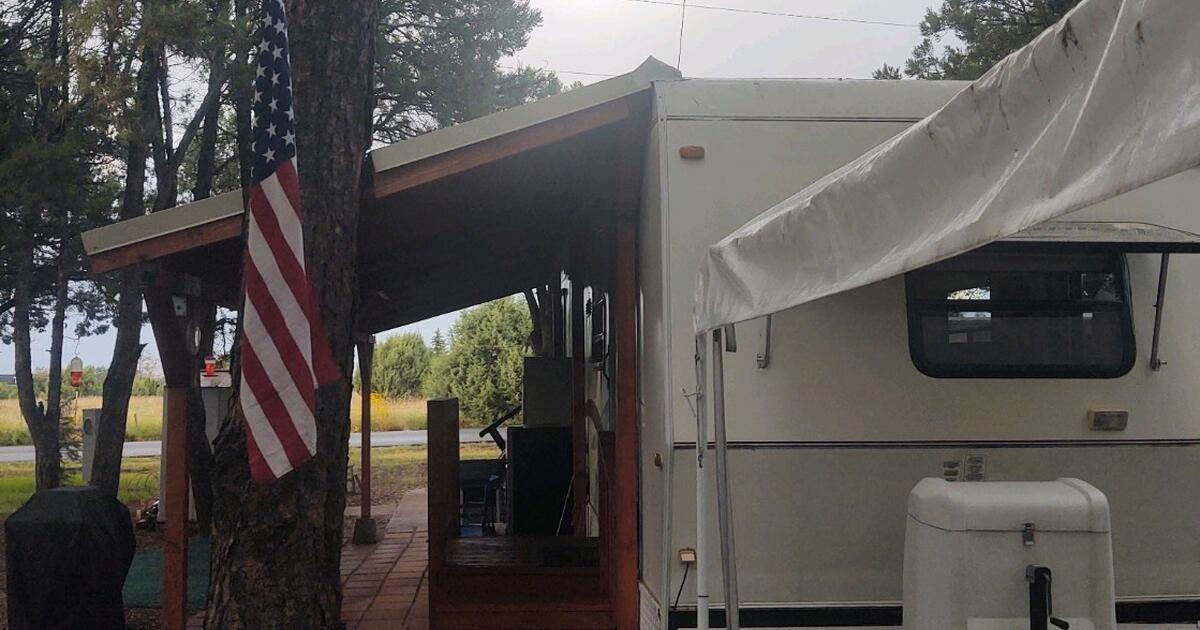 38 ft trailer in Country Lane RV Park #168 for $16000 in Show Low, AZ ...