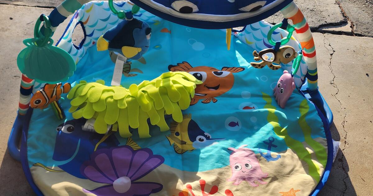 (Pending Pick-up) Finding Nemo Infant Play Mat for Free in Minnetonka ...