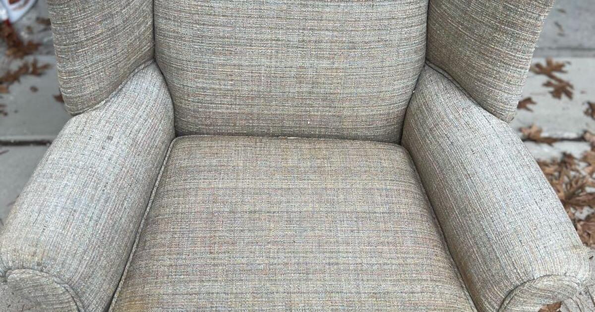Chair - Free! for Free in Wake Forest, NC | For Sale & Free — Nextdoor