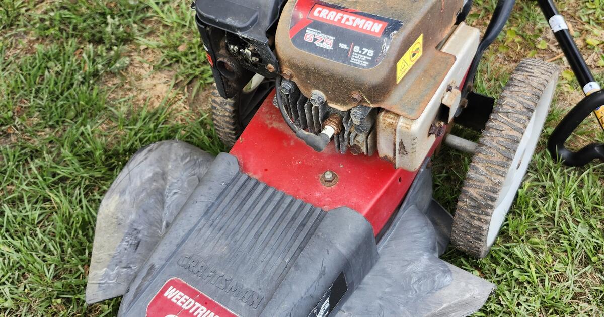 22 Inch Craftsman Walk Behind Weed Eater for $175 in Savannah, GA | For ...