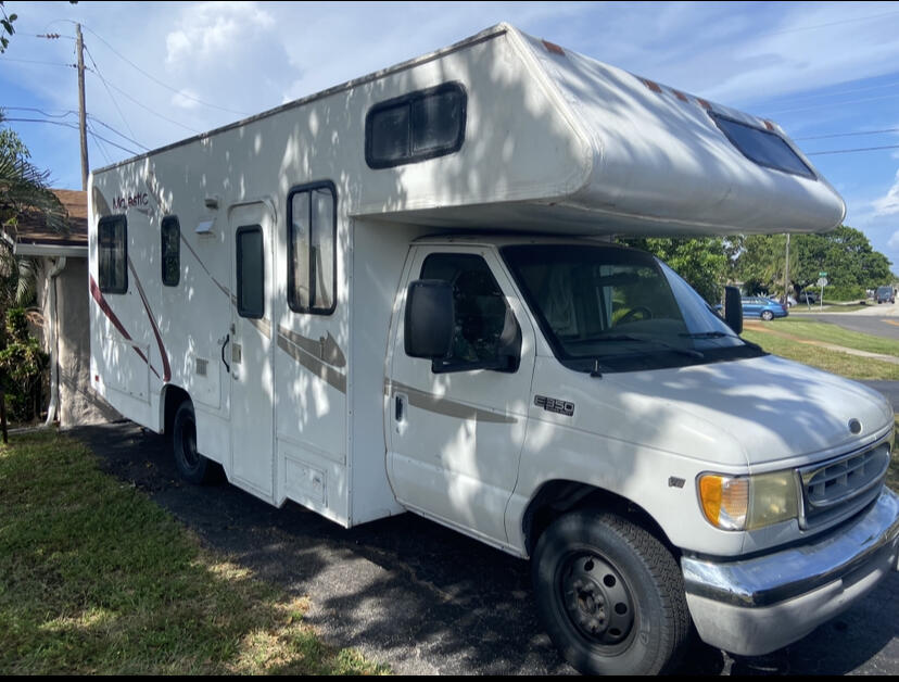 2000 Ford Majestic RV for $14000 in Deerfield Beach, FL | For Sale ...