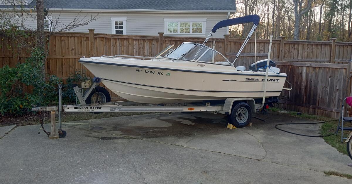 Sea Hunt Escape 175 - Johnson 135 for $10999 in Wilmington, NC | Finds ...