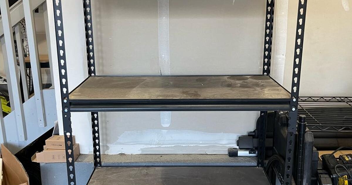 Curbside pick up TODAY FIRST COME FIRST SERVE MUST GO TODAY! Metal ...