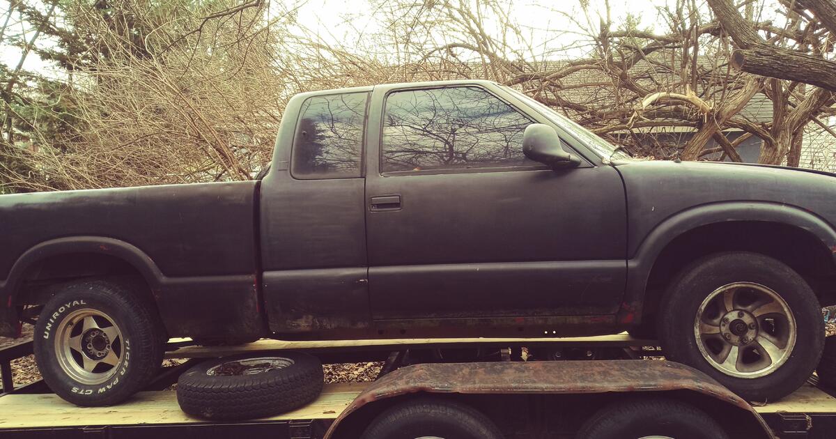 96 Gmc Sonoma Ex Cab 2.2 Engine 5 Speed for $1000 in Lexington, KY ...