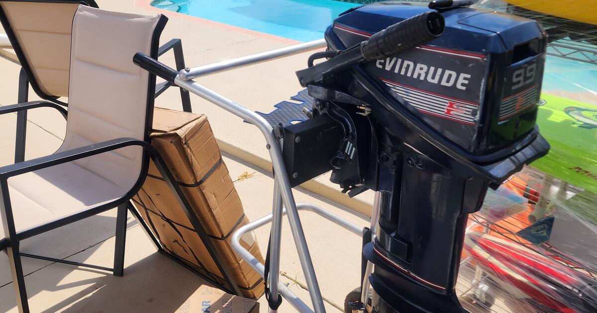 9.9 Evinrude outboard motor in Englewood, FL | For Sale & Free — Nextdoor