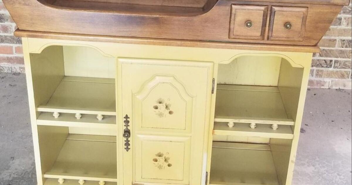 Vintage Temple Stuart 1970s Dry Sink with vintage pitcher and basin in ...