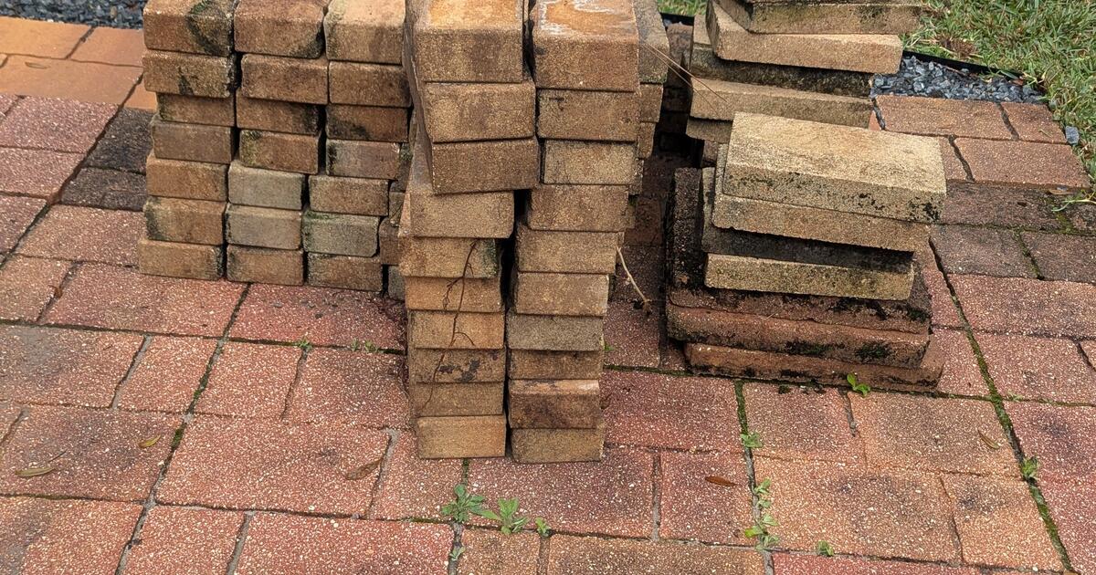 FREE Stack of Used Paver Stones for Free in Sorrento, FL | For Sale ...