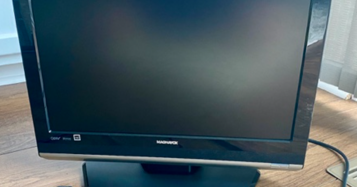 Magnavox 19 inch tv for $25 in Gurnee, IL | For Sale & Free — Nextdoor