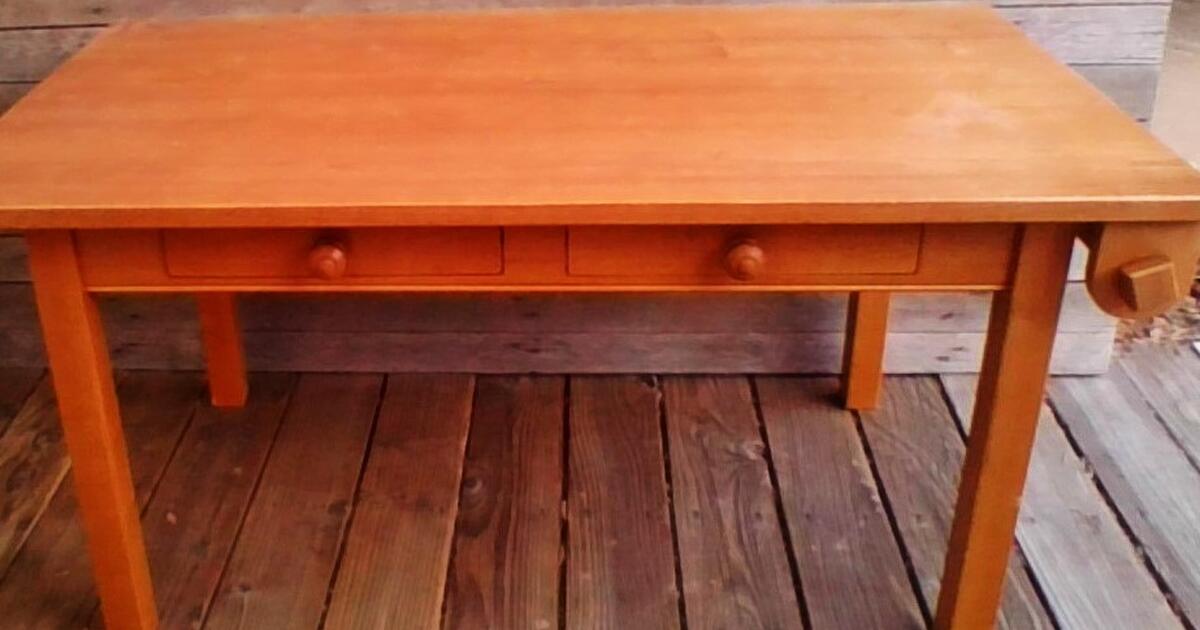 VERSATILE, STURDY TABLE for $39 in Denver, CO | Finds — Nextdoor