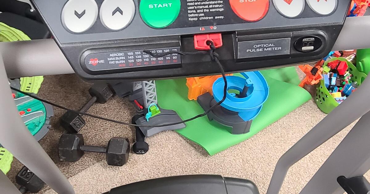 ProForm 725 Treadmill for Free in Mc Kees Rocks, PA | For Sale & Free ...