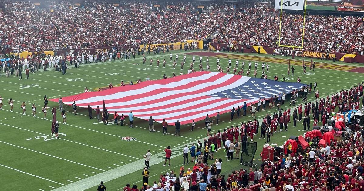 Washington Commanders vs Cowboys 2 Front Row Club tickets with platinum ...