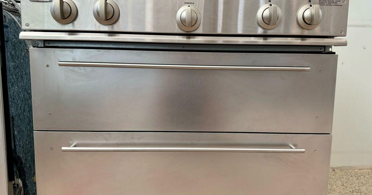 GE Monogram 36” professional cook top (gas) for $375 in Scottsdale, AZ ...