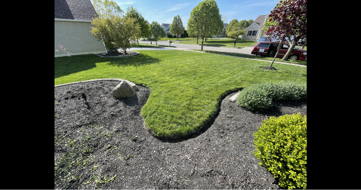 Collegiate Landscaping for Free in Hilliard, OH | Finds — Nextdoor