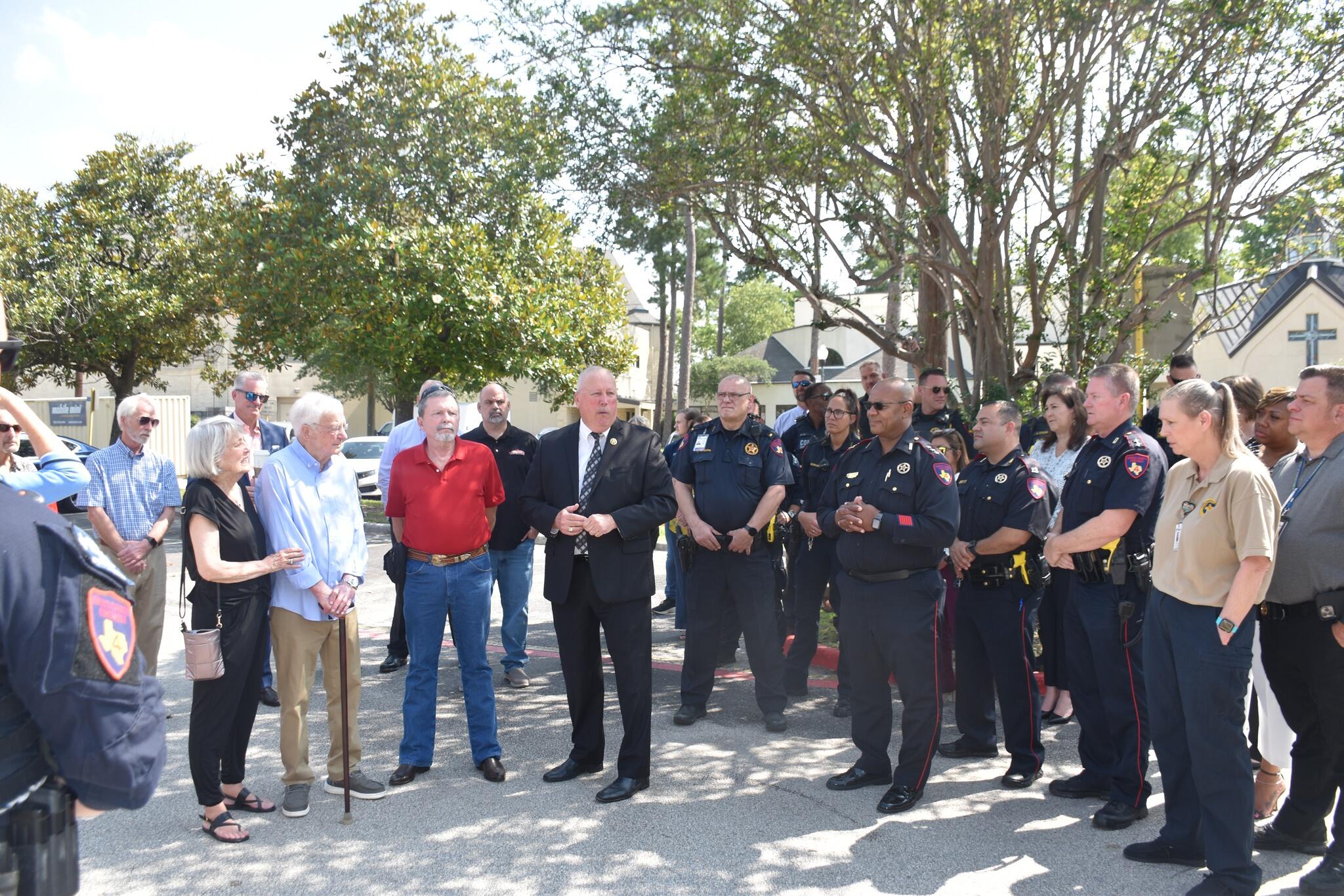 TODAY CONSTABLE HERMAN HAD THE HONOR OF NAMING A NEW K9 AFTER RETIRED ...