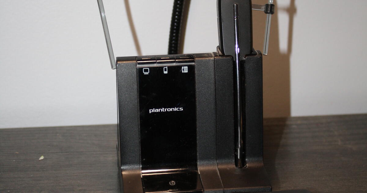 Plantronics Wo2 Wireless Headset for $3 in Olive Branch, MS | For Sale ...