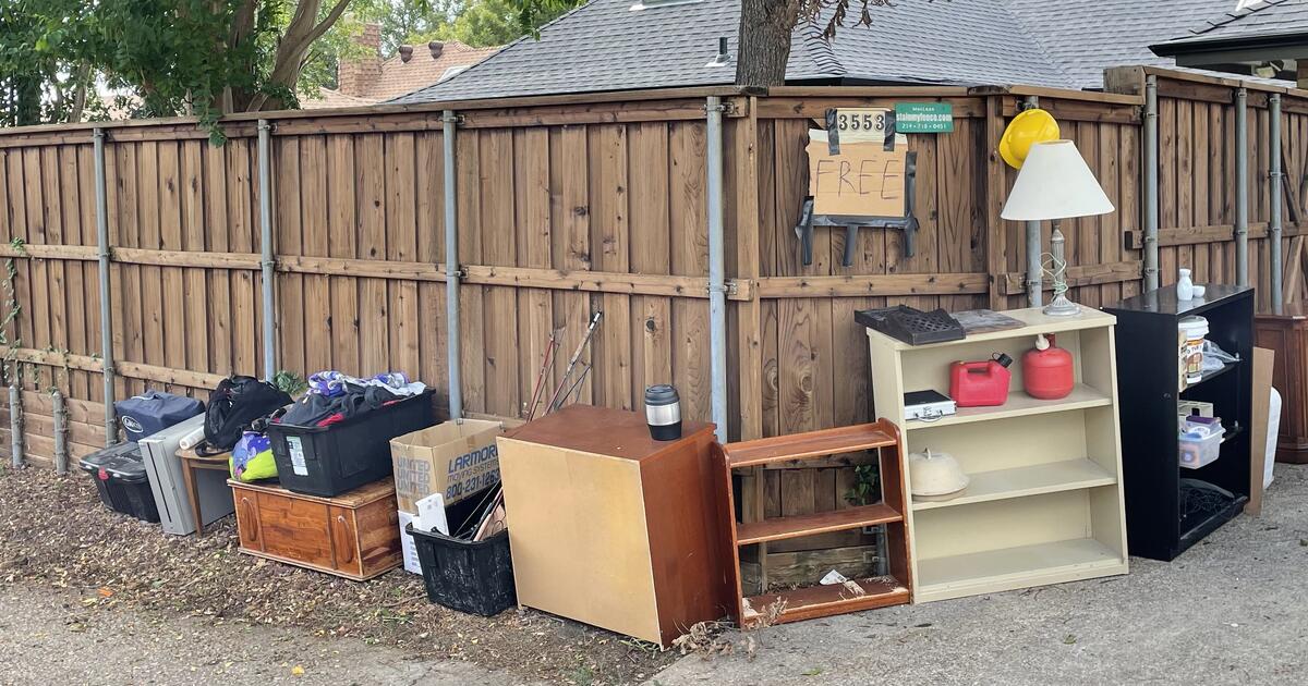 Free items outside 3553 Diamondhead Drive, Plano for Free in Plano, TX ...