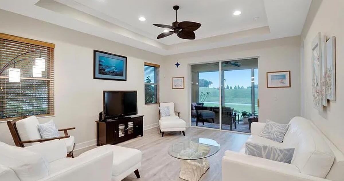 2 bedroom/2 bath Villa for $380000 in Lakewood Ranch, FL | For Sale ...