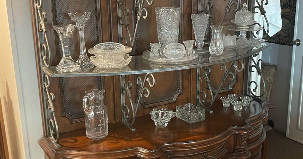 ESTATE SALE IVY RANCH CC THOUSAND PALMS for $1 in Thousand Palms, CA ...