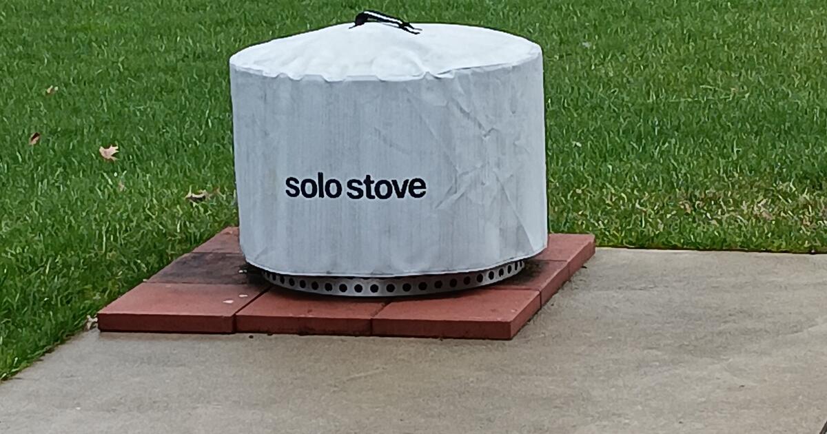 Solo Stove Table 4 Chairs for $75 in North Ridgeville, OH | For Sale ...
