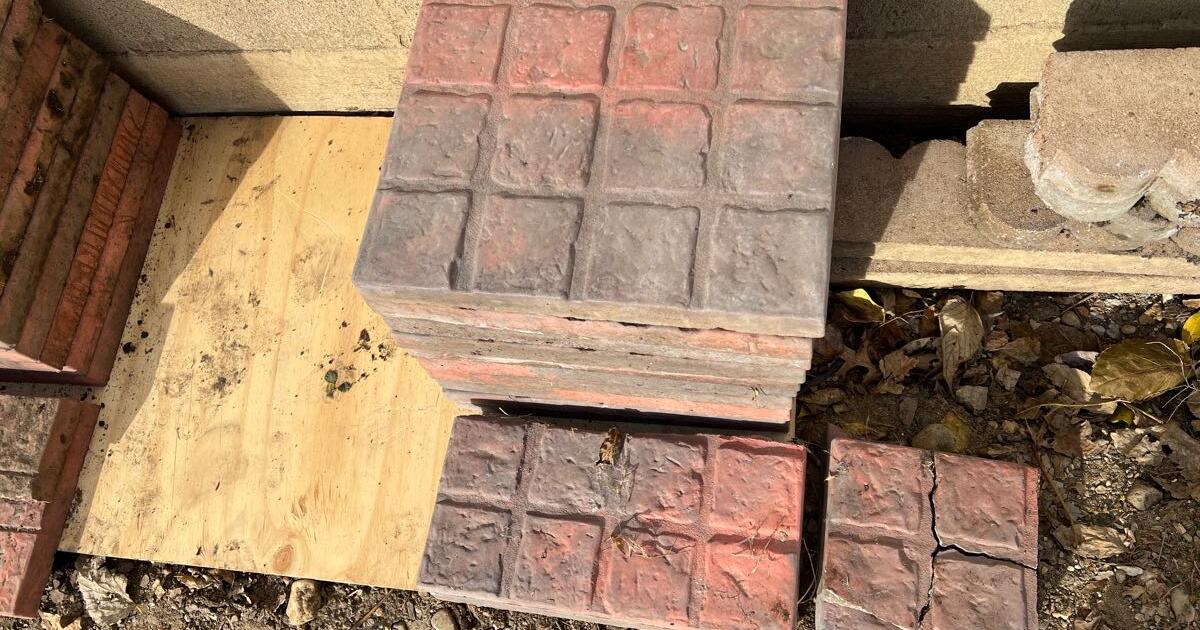Used Pavers, Bricks, Pallets for Free in Indianapolis, IN | For Sale ...