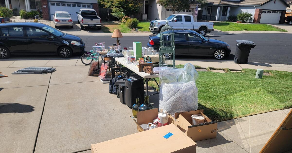 Garage Sales In Roseville