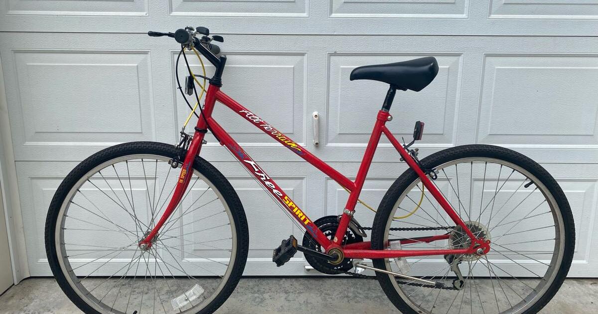 Free Spirit: All Terrain 18 Speed Bicycle for $40 in Oak Ridge, NC | For Sale & Free — Nextdoor