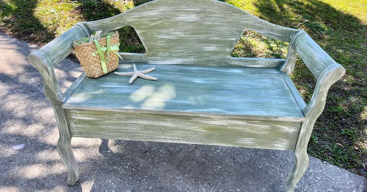 Cute little beachy bench with lift up storage for $45 in St. Augustine ...