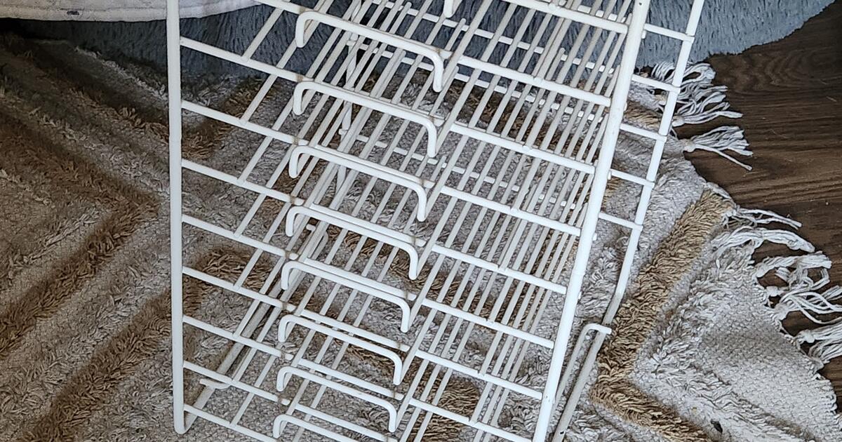 White Metal Paper Rack for $10 in Bernalillo, NM | For Sale & Free ...