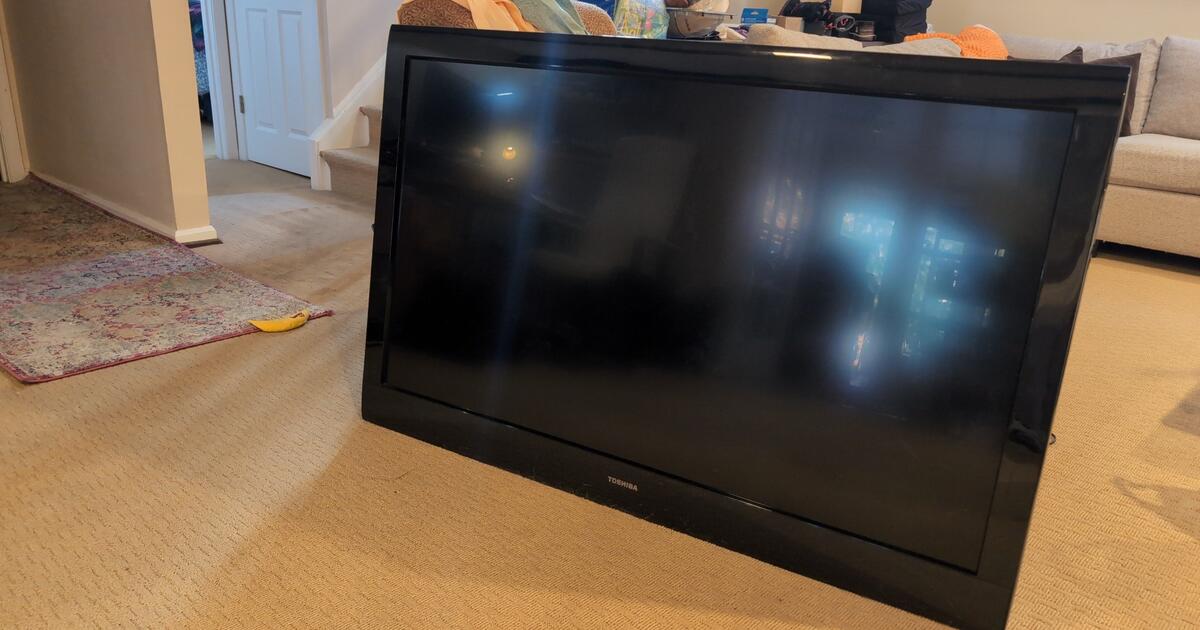 55 Inch TV for Free in Severna Park, MD | For Sale & Free — Nextdoor