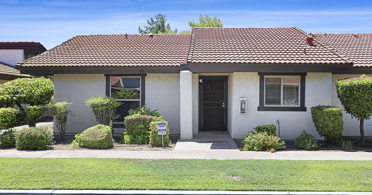 Single-Story Condo with Tile Roof for $1850 in Fresno, CA | For Sale ...