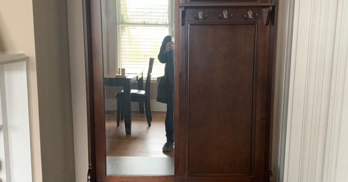 Entryway Hutch with Storage Bench and Mirror for $400 in Fort Fairfield ...