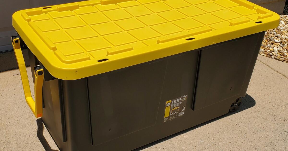 Large Wheeled Storage Tote for $20 in Morriston, FL | For Sale & Free ...