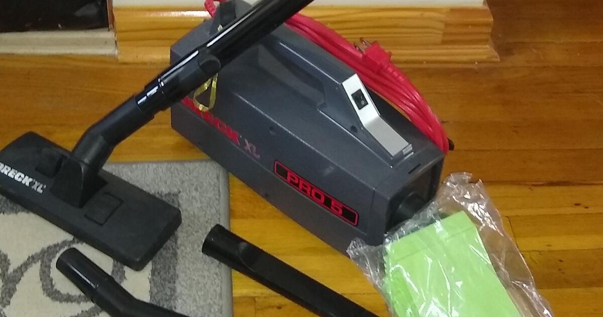 ORECK COMMERCIAL XL Pro 5 Super Compact Canister Bagged Vacuum Cleaner ...