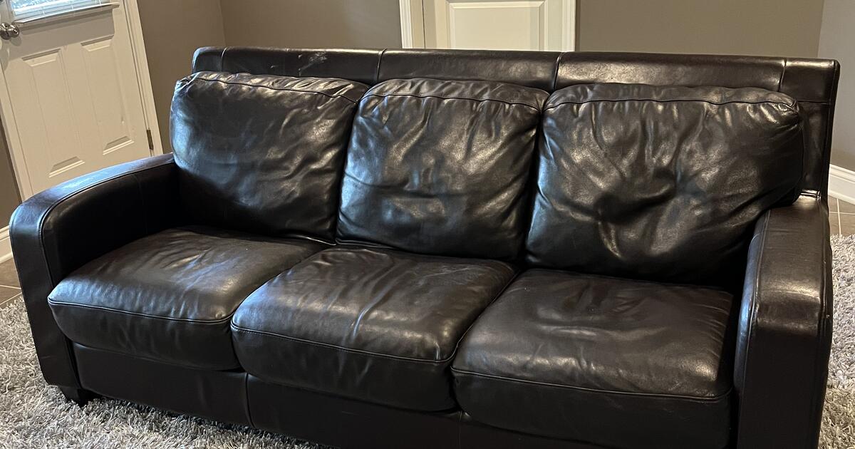 Bassett Furniture dark brown leather couch for $10 in Sandy Springs, GA ...