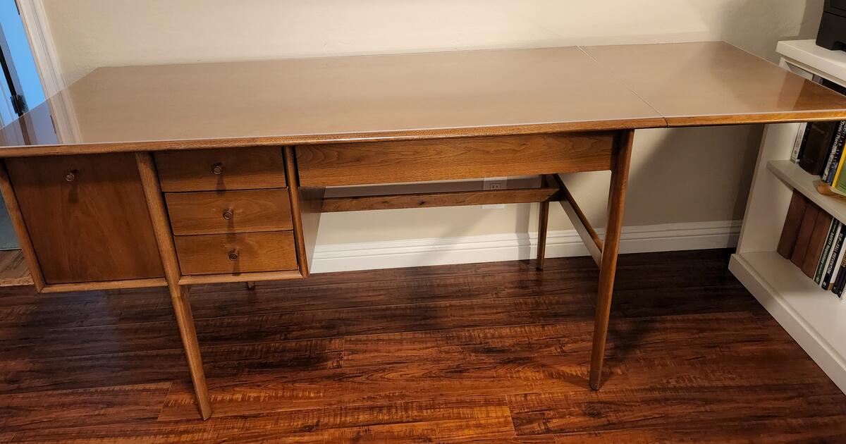 ***Midcentury modern SUPERB Drexel Parallel executive walnut desk ...
