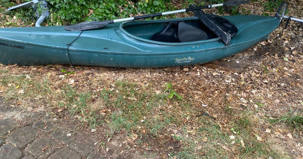 Trinity Bay Mallard Kayak. Brand new, never used elec motor and battery ...