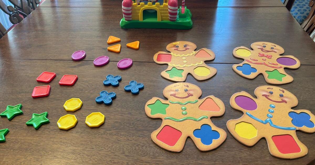 Candyland Castle Game for $40 in Fairfield, CT | For Sale & Free — Nextdoor