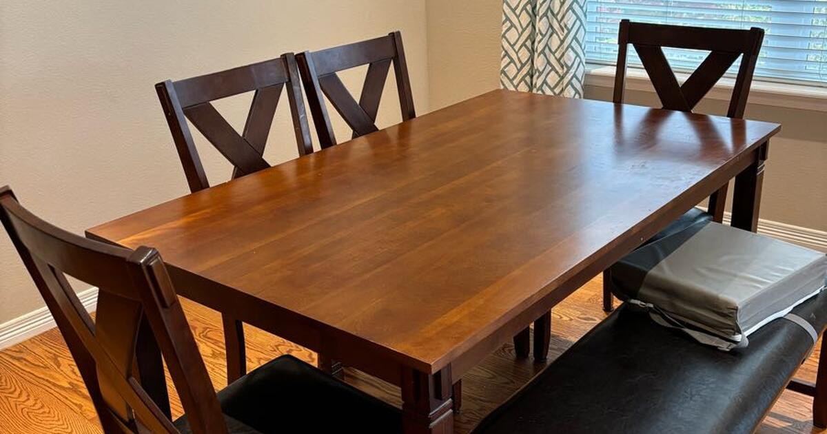 Wood Dining Table Set —pending pick up for Free in Arvada, CO | For ...
