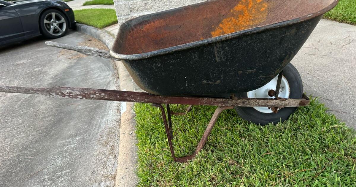 Used Wheelbarrow for $15 in Houston, TX | For Sale & Free — Nextdoor