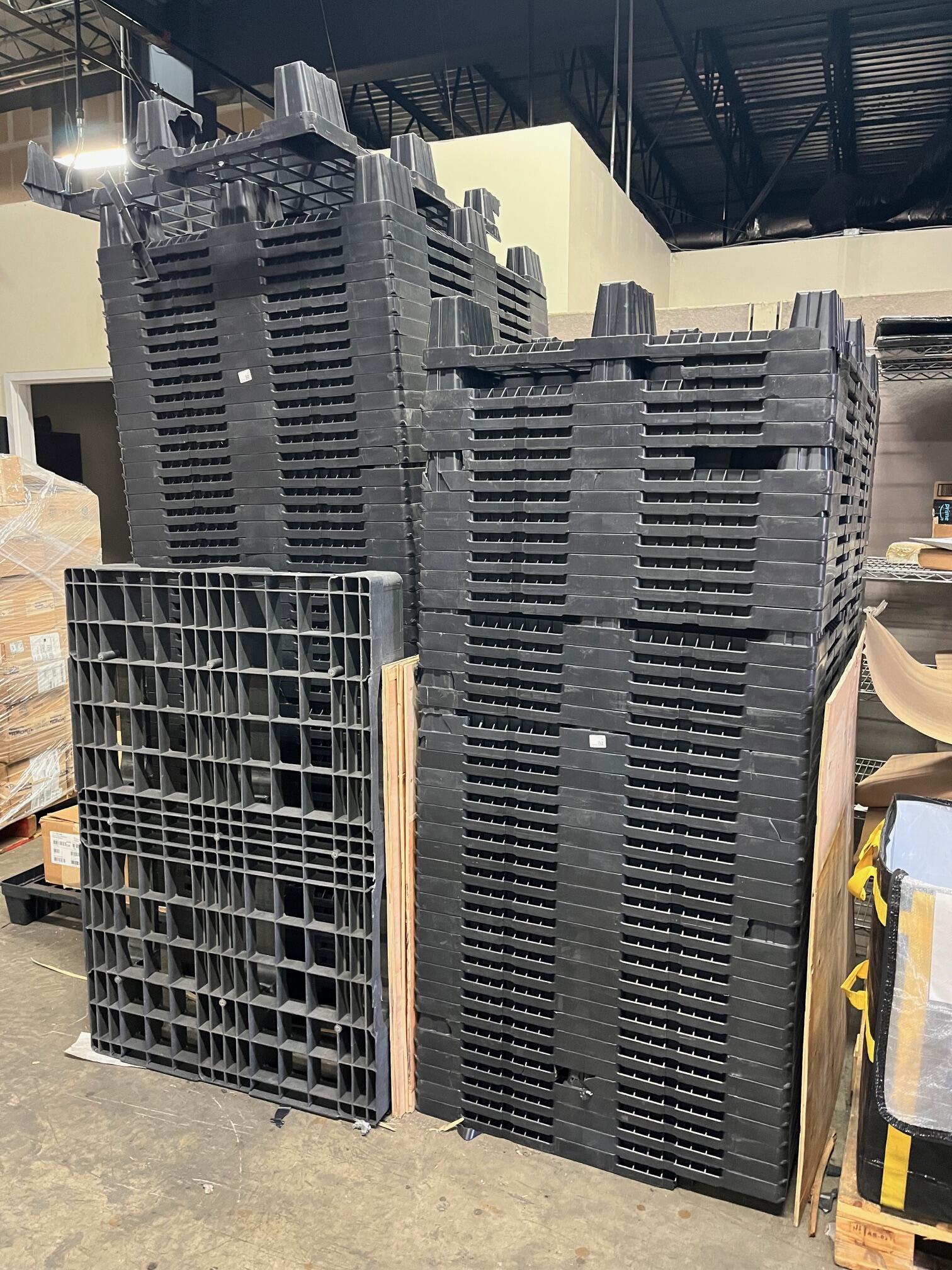 Black Plastic Pallets for $5 in Hopatcong, NJ | For Sale & Free — Nextdoor