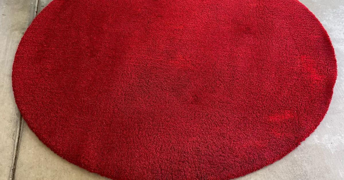 Red Round IKEA Rug for Free in Santa Clarita, CA | For Sale & Free ...
