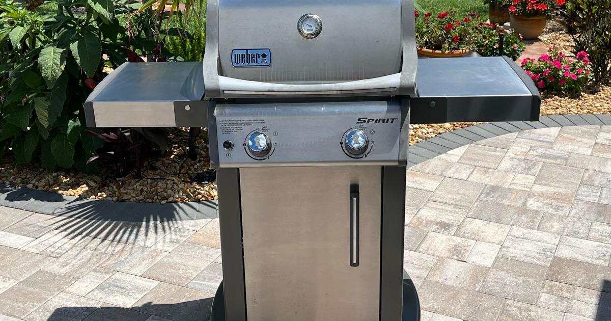 WEBER SPIRIT S210 S/S LP GAS GRILL for $250 in The Villages, FL | Finds ...