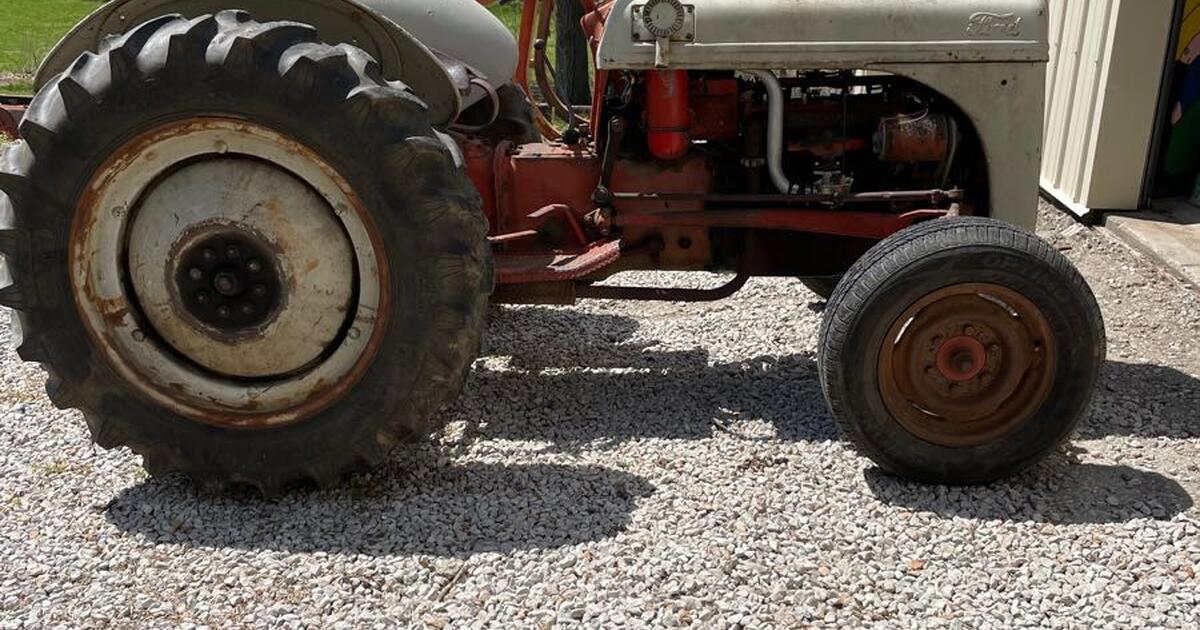 1953 Ford N9 tractor with bucket attachment for $1700 in Holden, MO ...